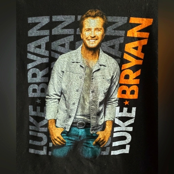 District | Tops | Luke Bryan 29 Tour Shirt Front Is Luke Back All The ...